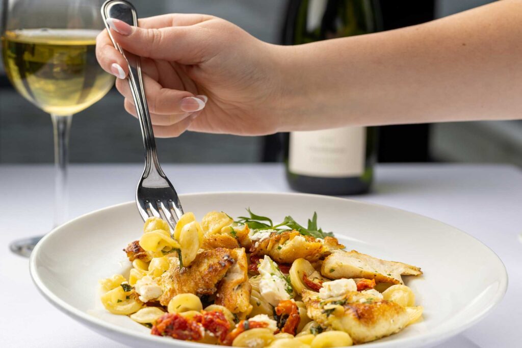 Lake House Restaurant and Bar