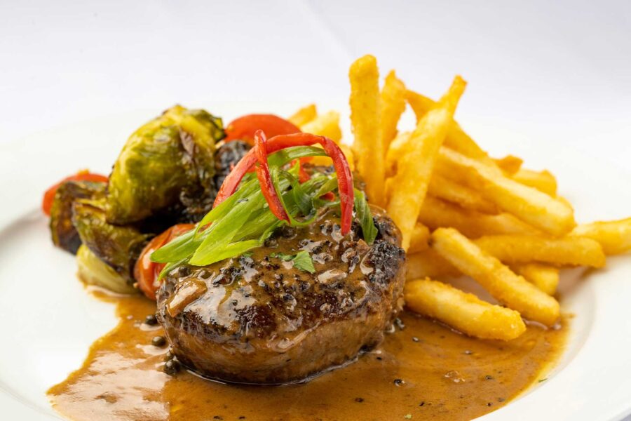 Lake House Restaurant and Bar