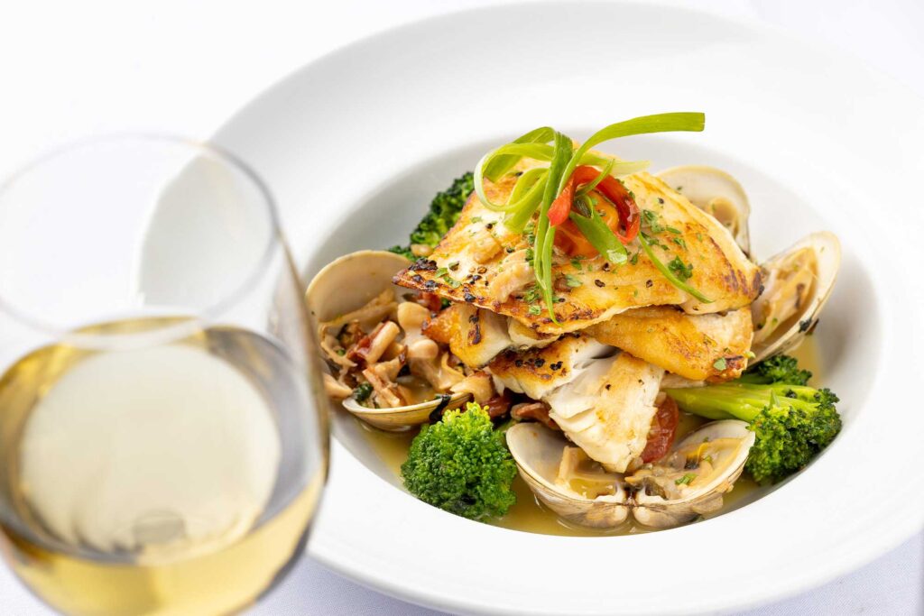 Lake House Restaurant and Bar